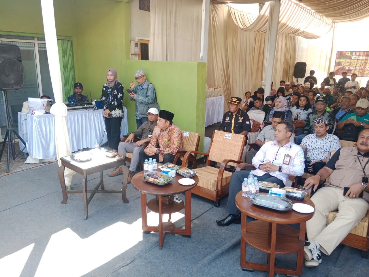 Dinas Pertanian dan Ketahanan Pangan - Ekspor Perdana Kopi Robusta KUB ...